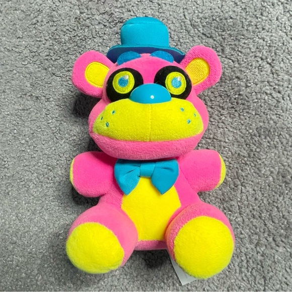 Funko | Toys | 27 Funko Five Nights At Freddys Plush Blacklight Neon ...